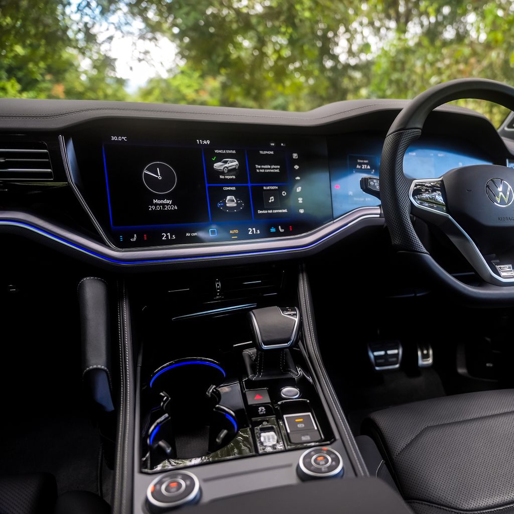 Infotainment and map updates | Aftersales & Support | Volkswagen ...