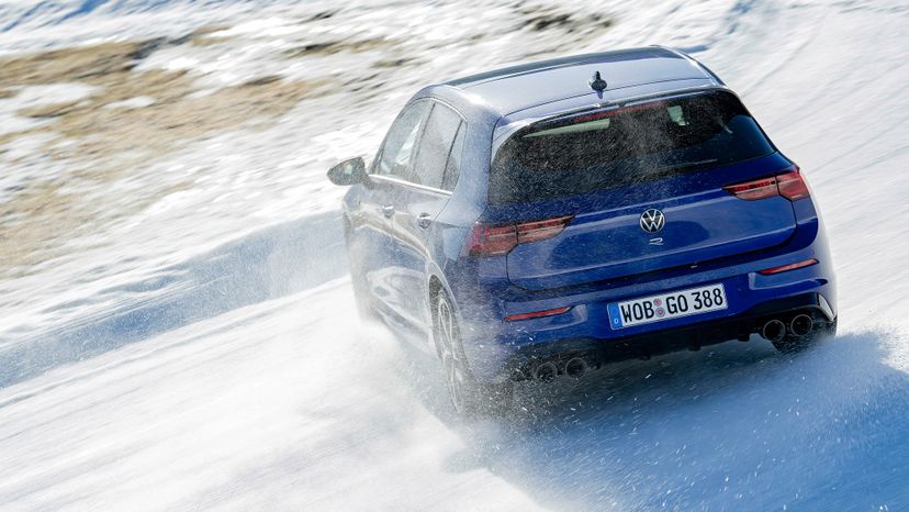 Golf R