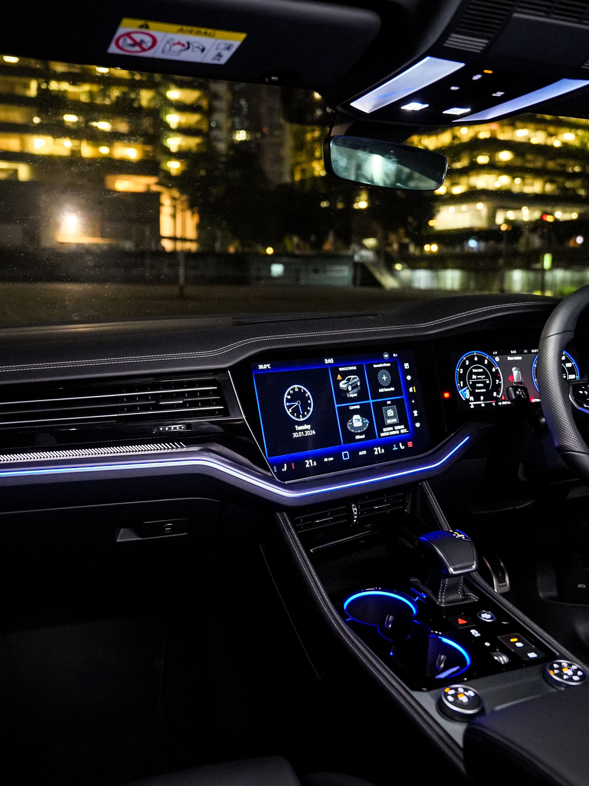 Touareg R-Line | Volkswagen Malaysia